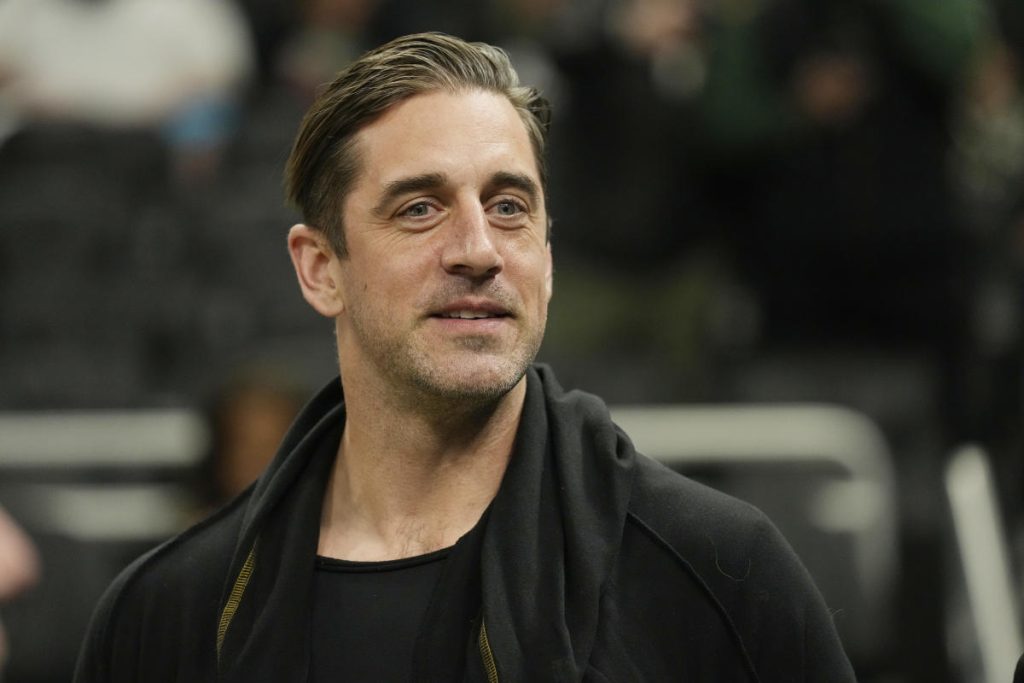 Aaron Rodgers joins Miles Teller at Taylor Swift’s ‘Eras Tour’ concert ...
